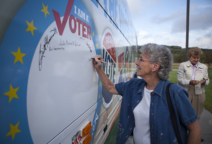 Touring nuns stress importance of voting