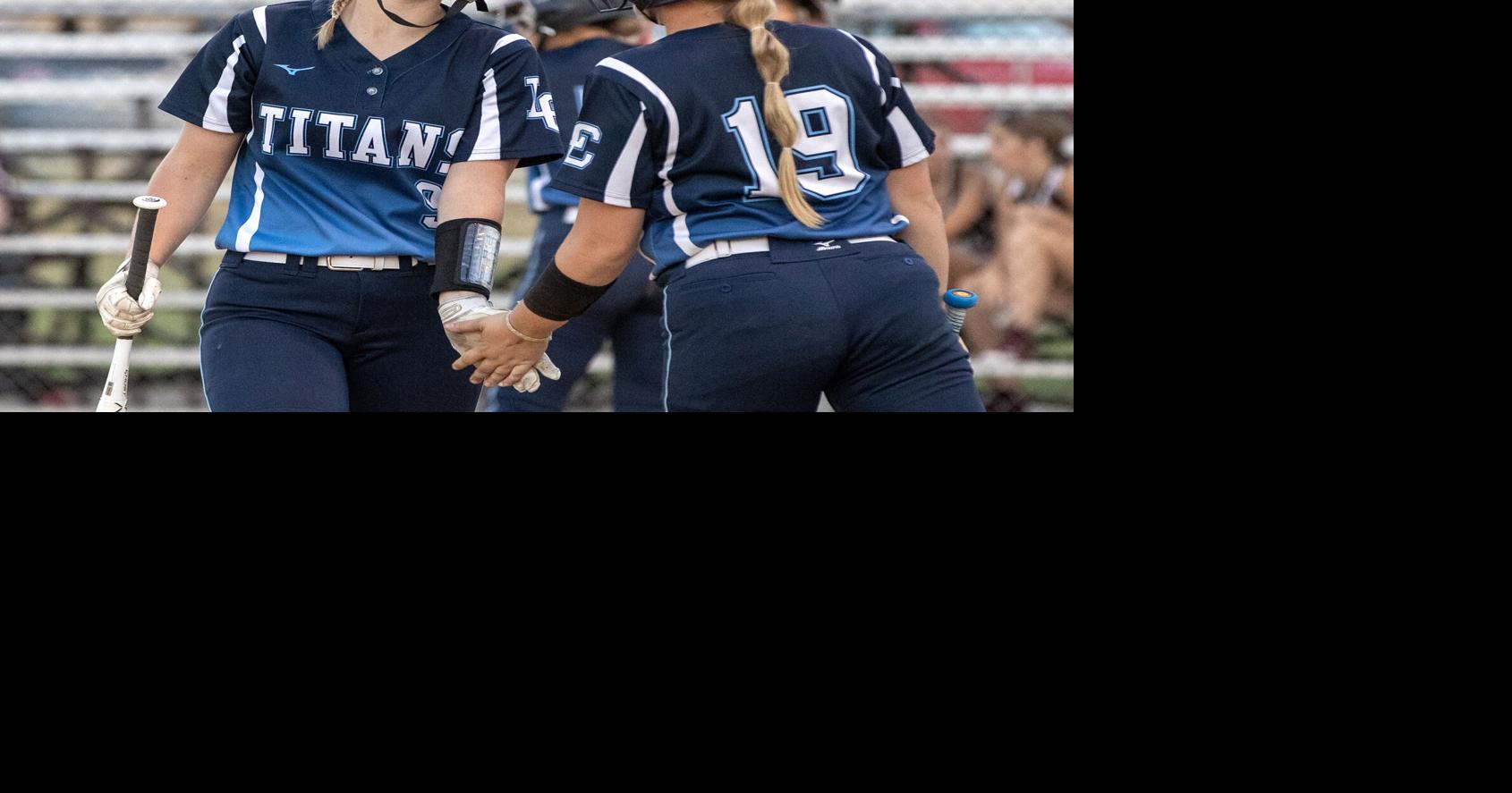 PREP SOFTBALL: 3-run fifth leads Titans past Fillies; Lynx sweep Wolverines