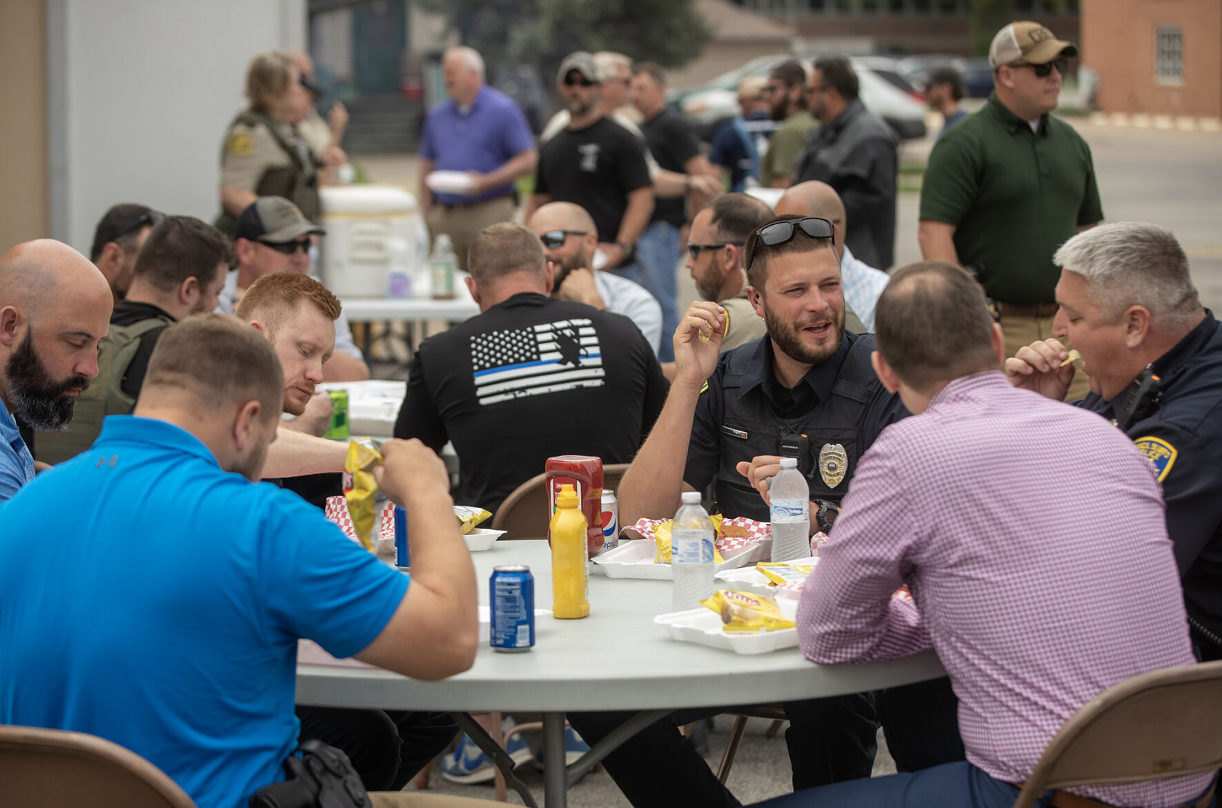 PHOTOS & VIDEO: Burgers for Blue cookout celebrates National Police Week