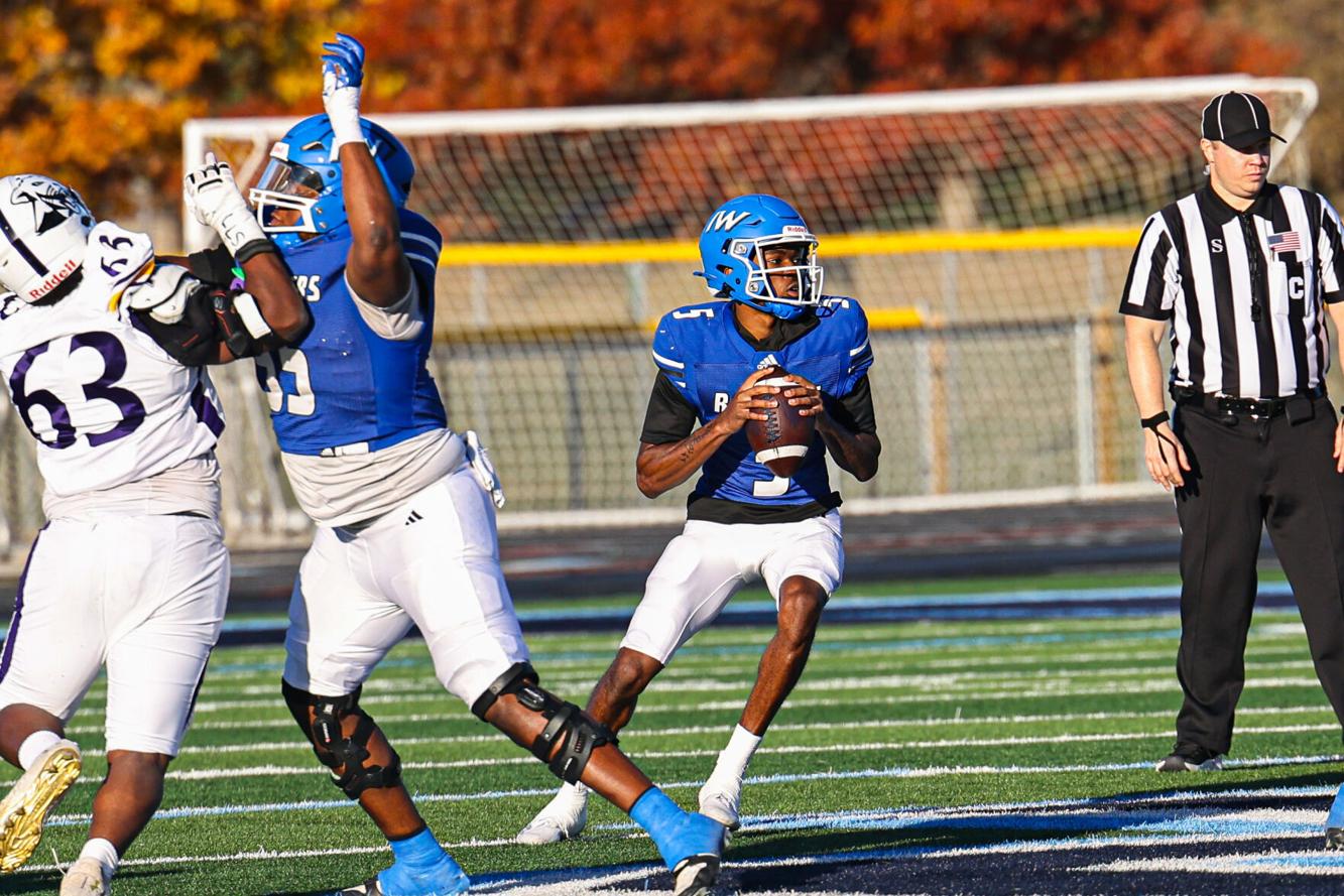 Iowa Western scores 21 in 3 minutes in rout of Ellsworth