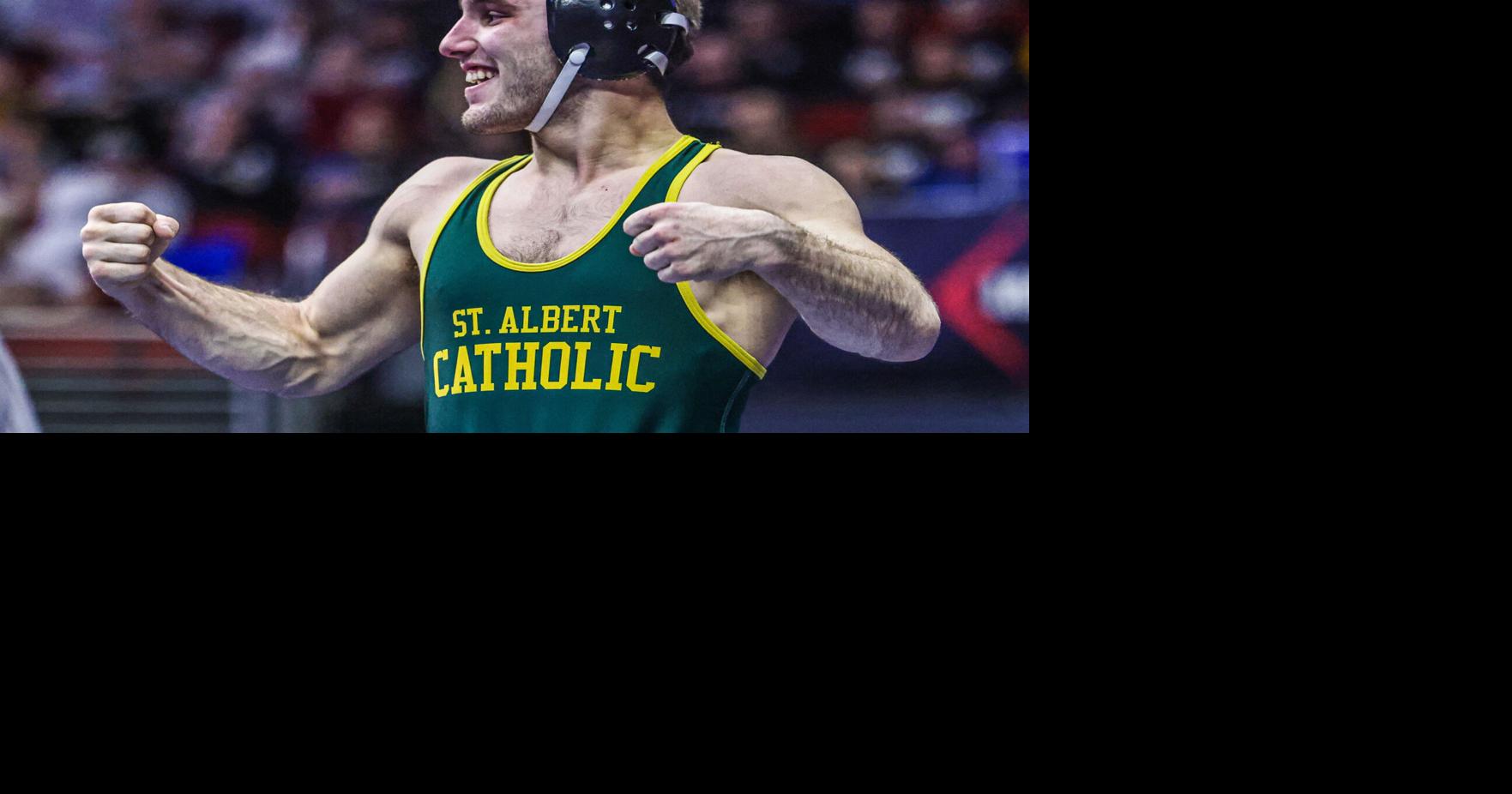 St. Albert's Sam Raymond pulls upset of 1A Day 1 at 150 lbs