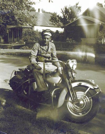 90TH BIRTHDAY: Rex Davis