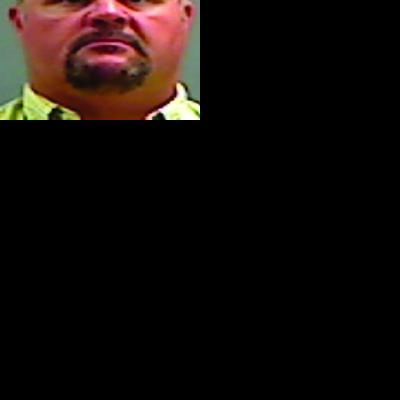 Treynor teacher, coach faces felonies for alleged inappropriate contact