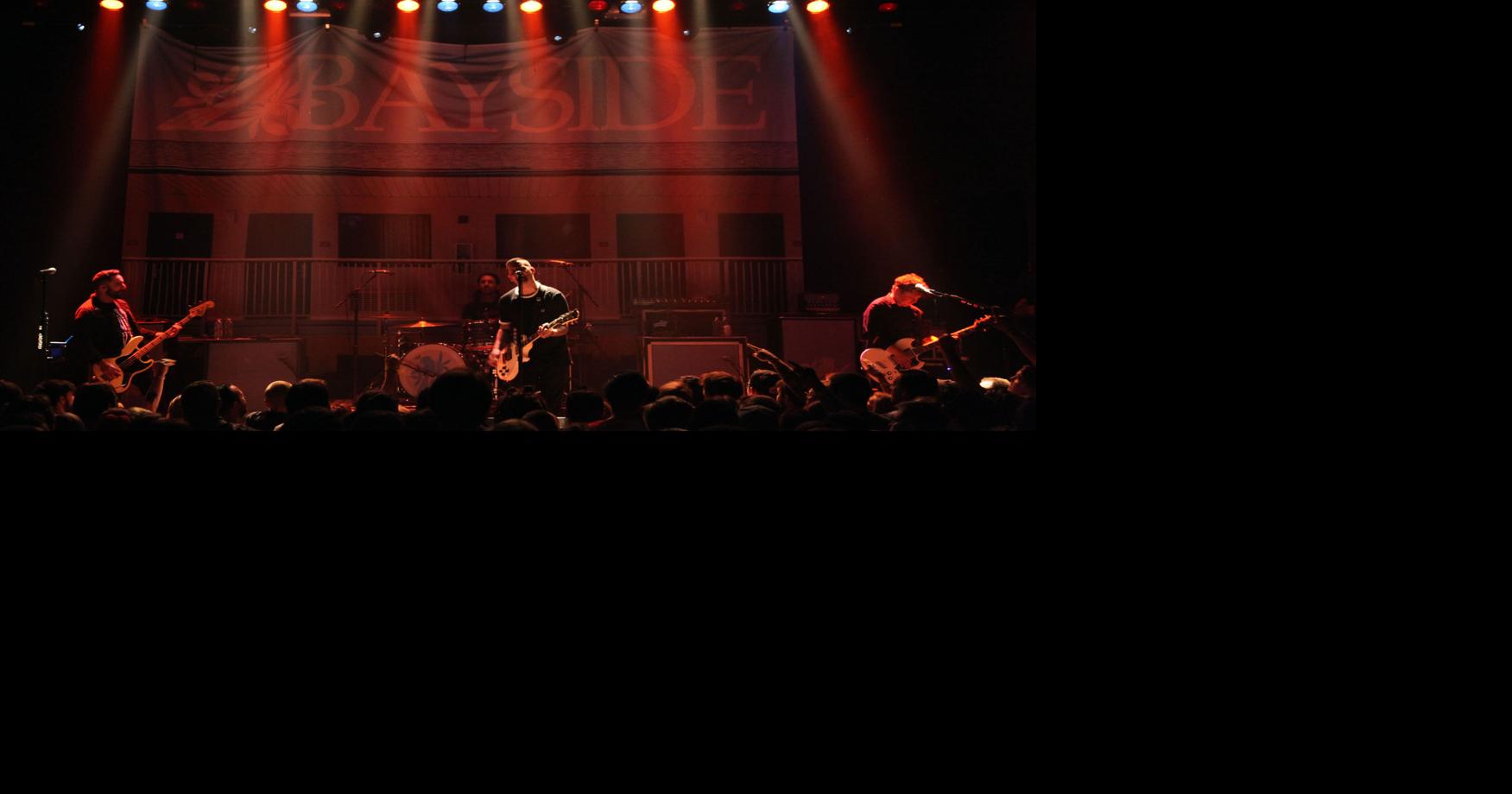 Review: Pop punk show brings guitar riffs, brash lyrics