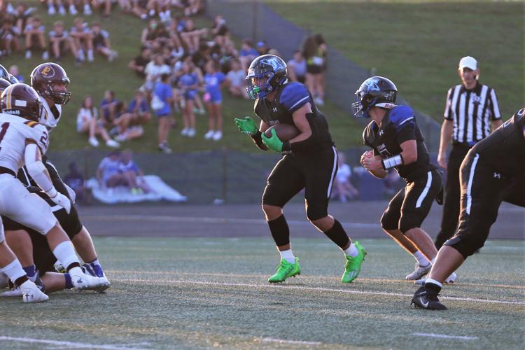 FOOTBALL: Elkhorn South scores early, often to beat Papillion-La Vista ...