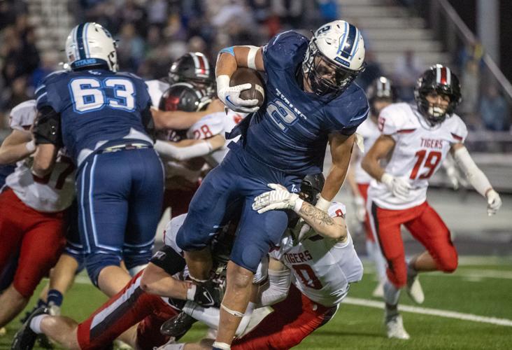 Titans tame Tigers for third straight semifinal appearance