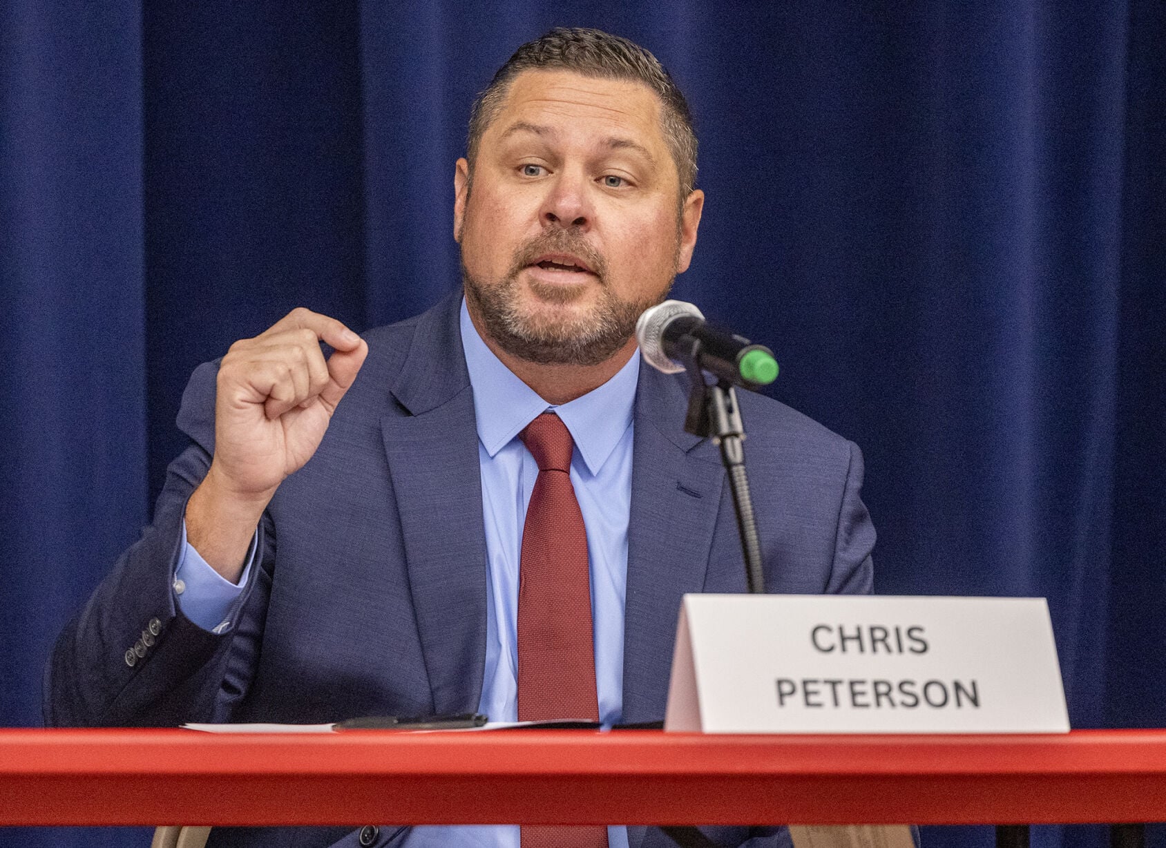 Chris Peterson announces write-in campaign for mayor
