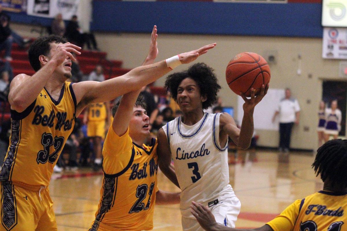 Jan 10 Basketball Scoreboard