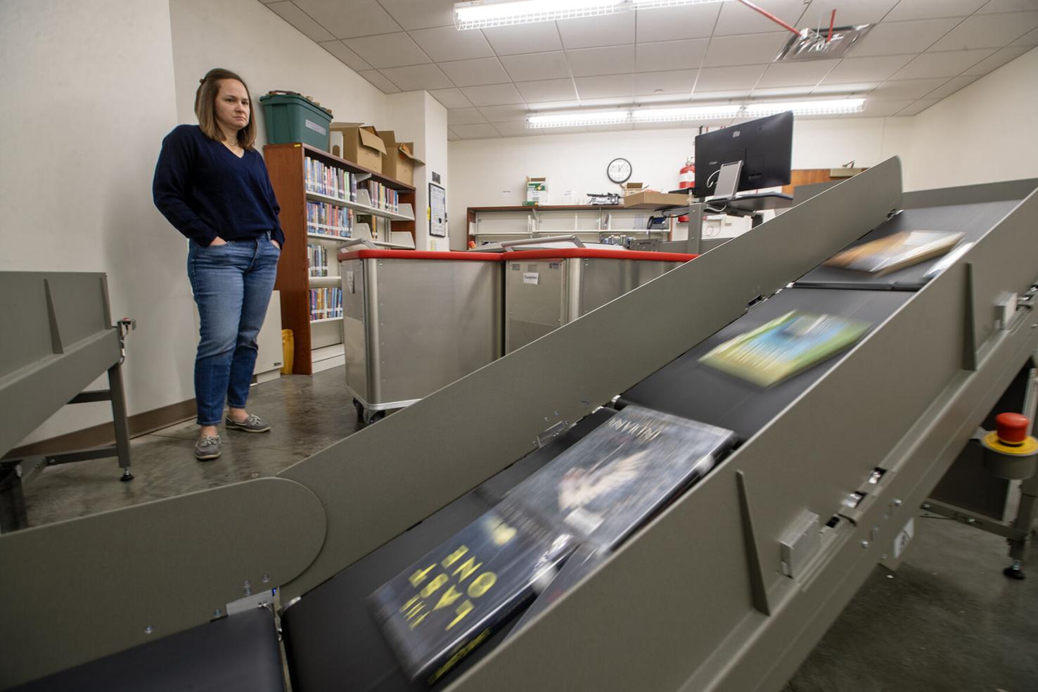 Fond farewell for library's book return machine 'Arnie'