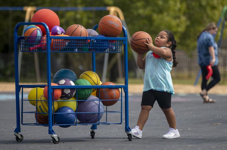 PHOTOS: First graders last in Council Bluffs to return at Kreft Elementary