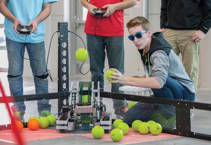 Iowa Western shows off robotics facility during tournament