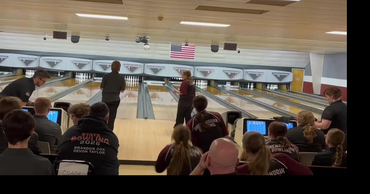 Shenandoah bowling strikes at Red Oak Tournament