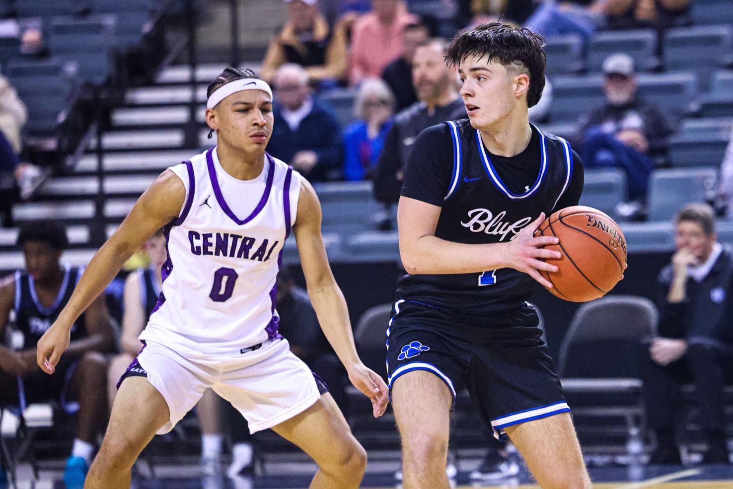 Through the lens of Abraham Lincoln boys' win over Omaha Central in MAC ...