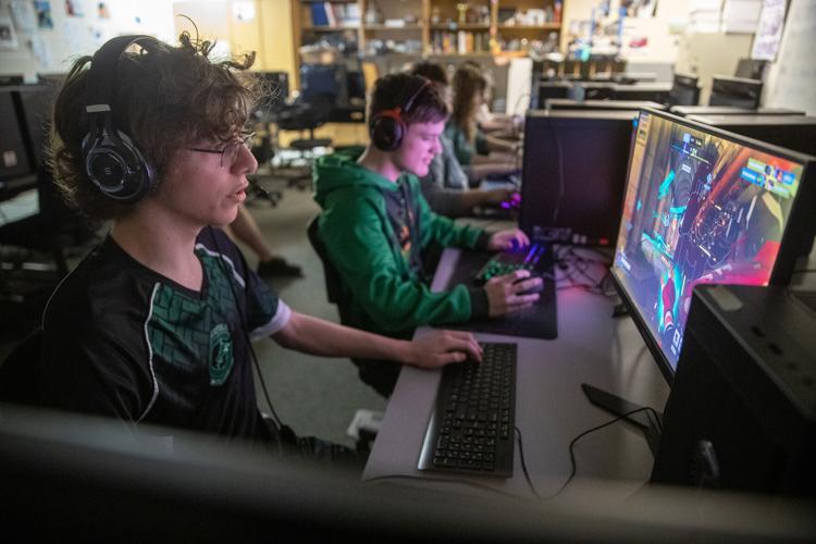 Gretna esports team to play for national championship in Overwatch 2