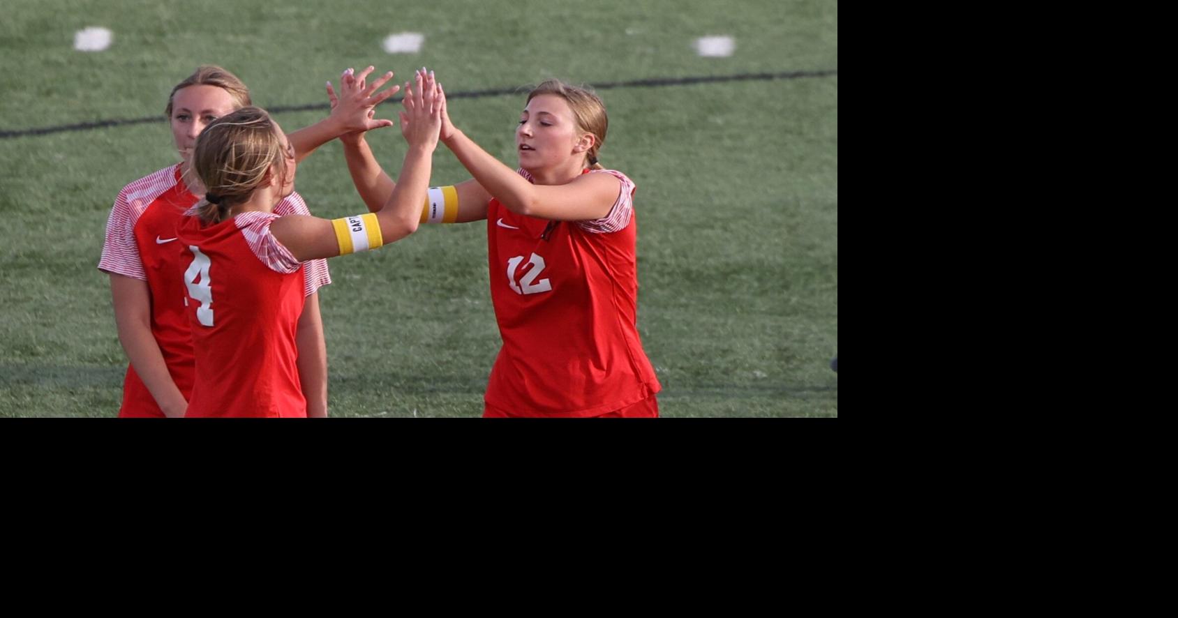 Houser's 71st minute winner triumphs Treynor over St. Albert