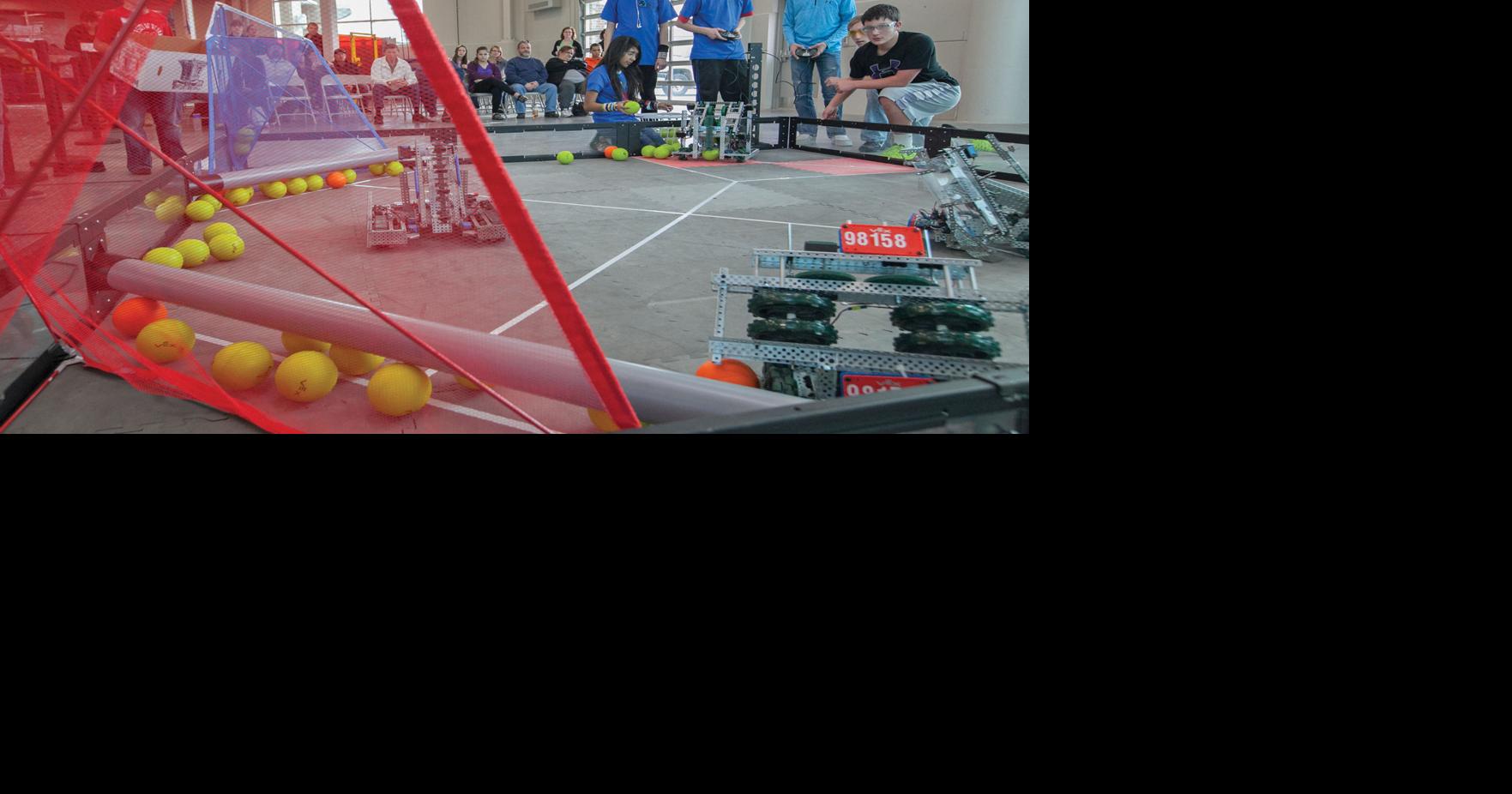 Iowa Western shows off robotics facility during tournament