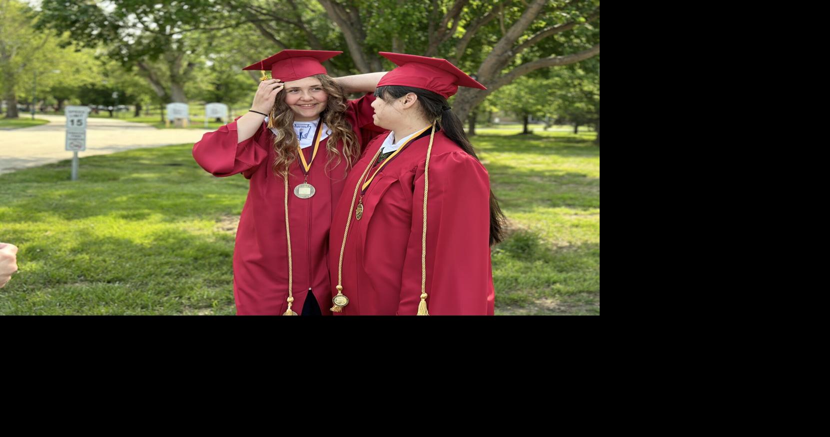 PHOTOS: Iowa School for the Deaf graduation