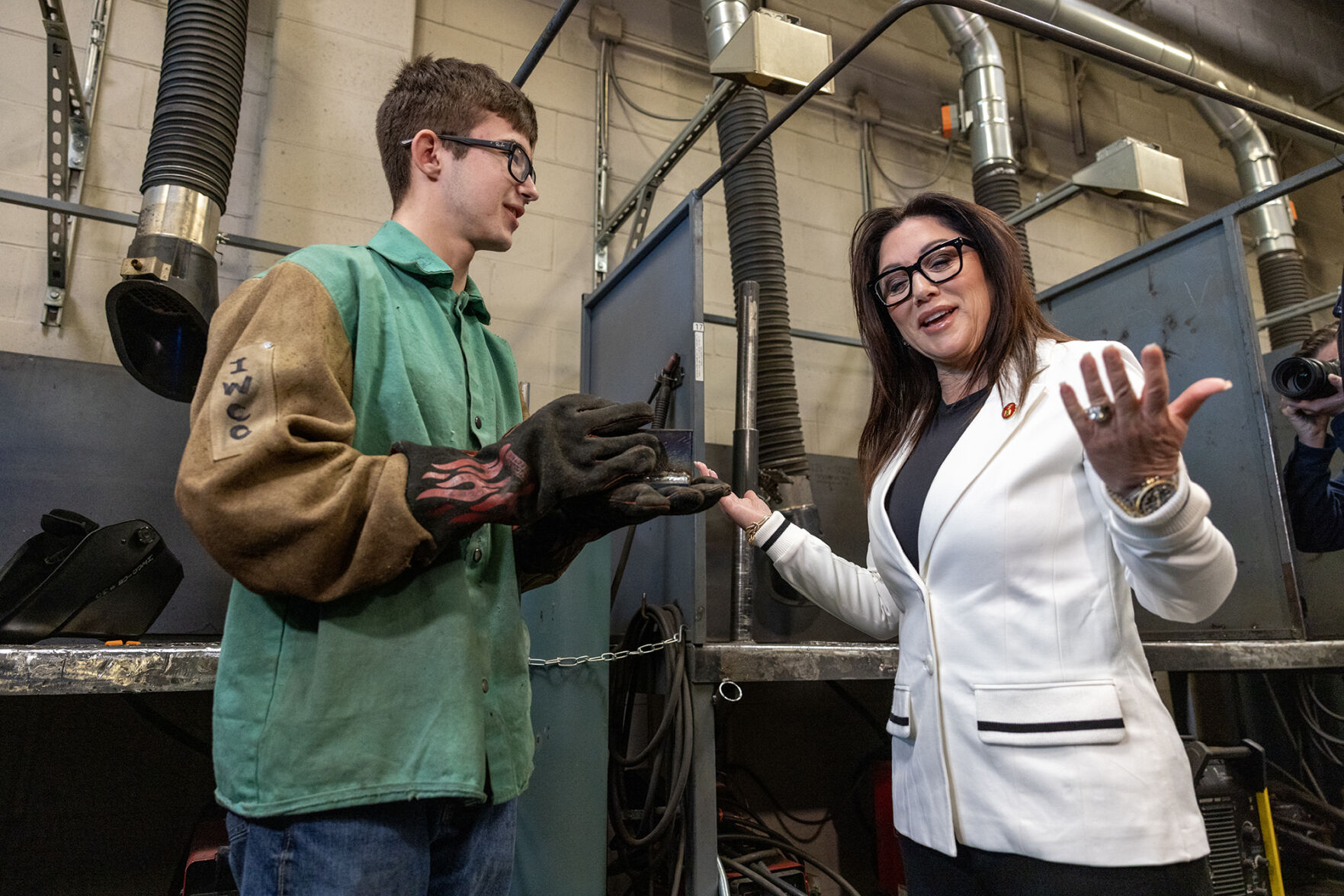 Labor Secretary Chavez-DeRemer visits Iowa Western, Union Pacific