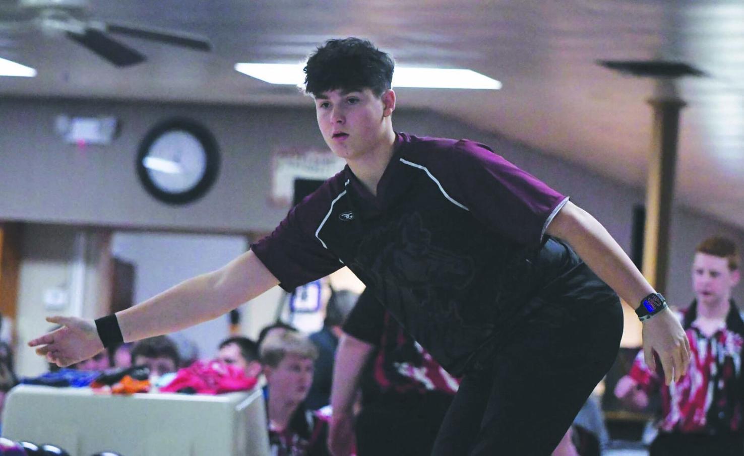 Shenandoah bowling finishes 2nd at Red Oak Tournament