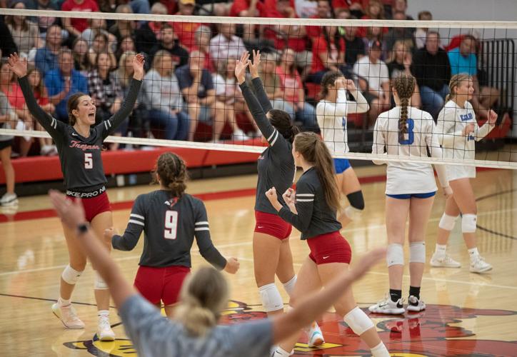 Treynor defeats Underwood in four sets in Tuesday's area volleyball action