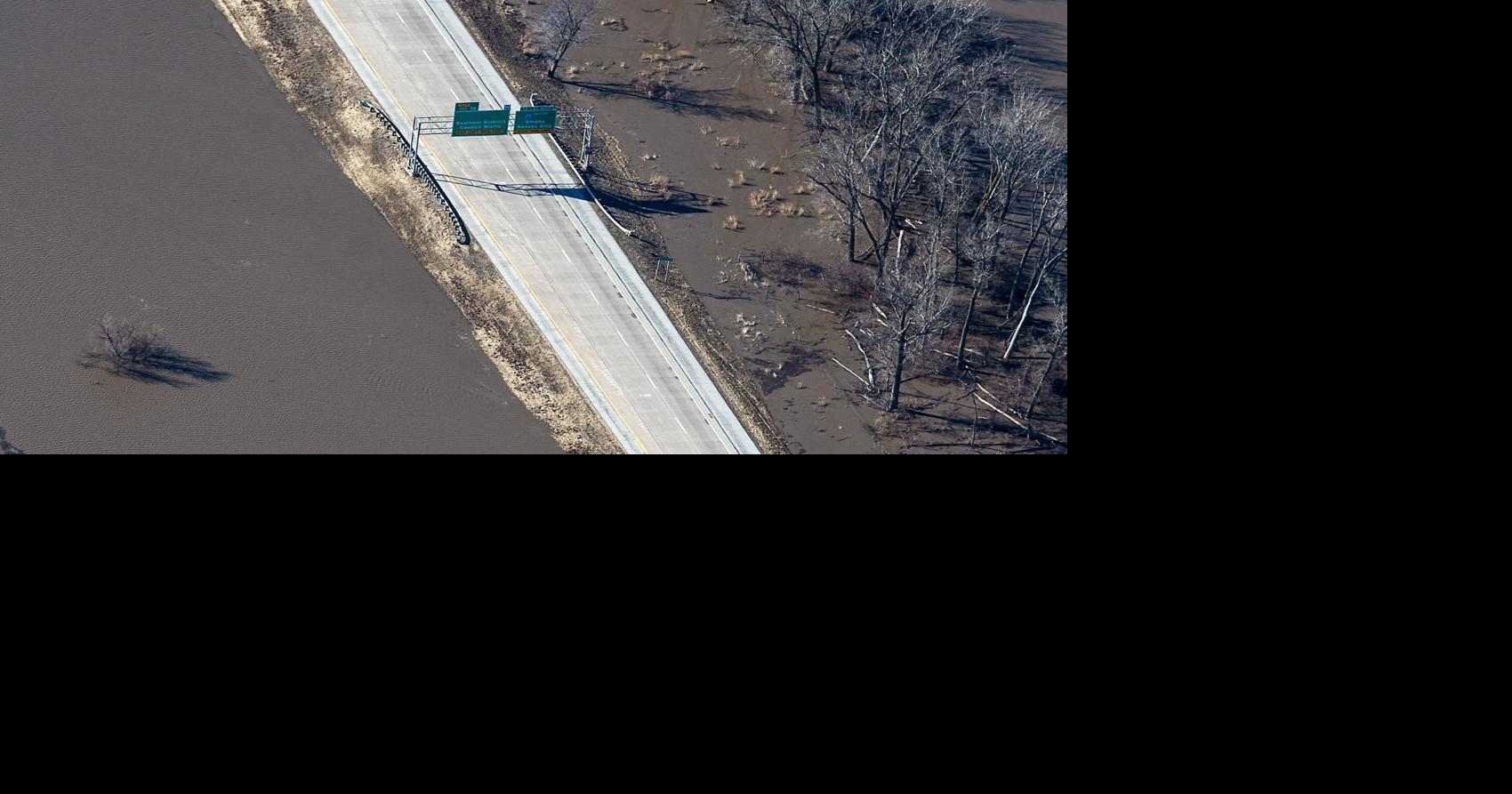I-680 at the Mormon Bridge opens one lane in each direction