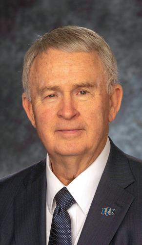 Iowa Western President Dan Kinney to retire in August