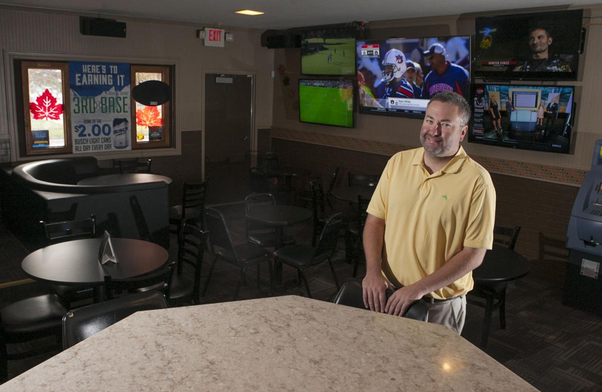 New 3rd Base Bar & Grill sports bar offers recipe for fun in Bluffs
