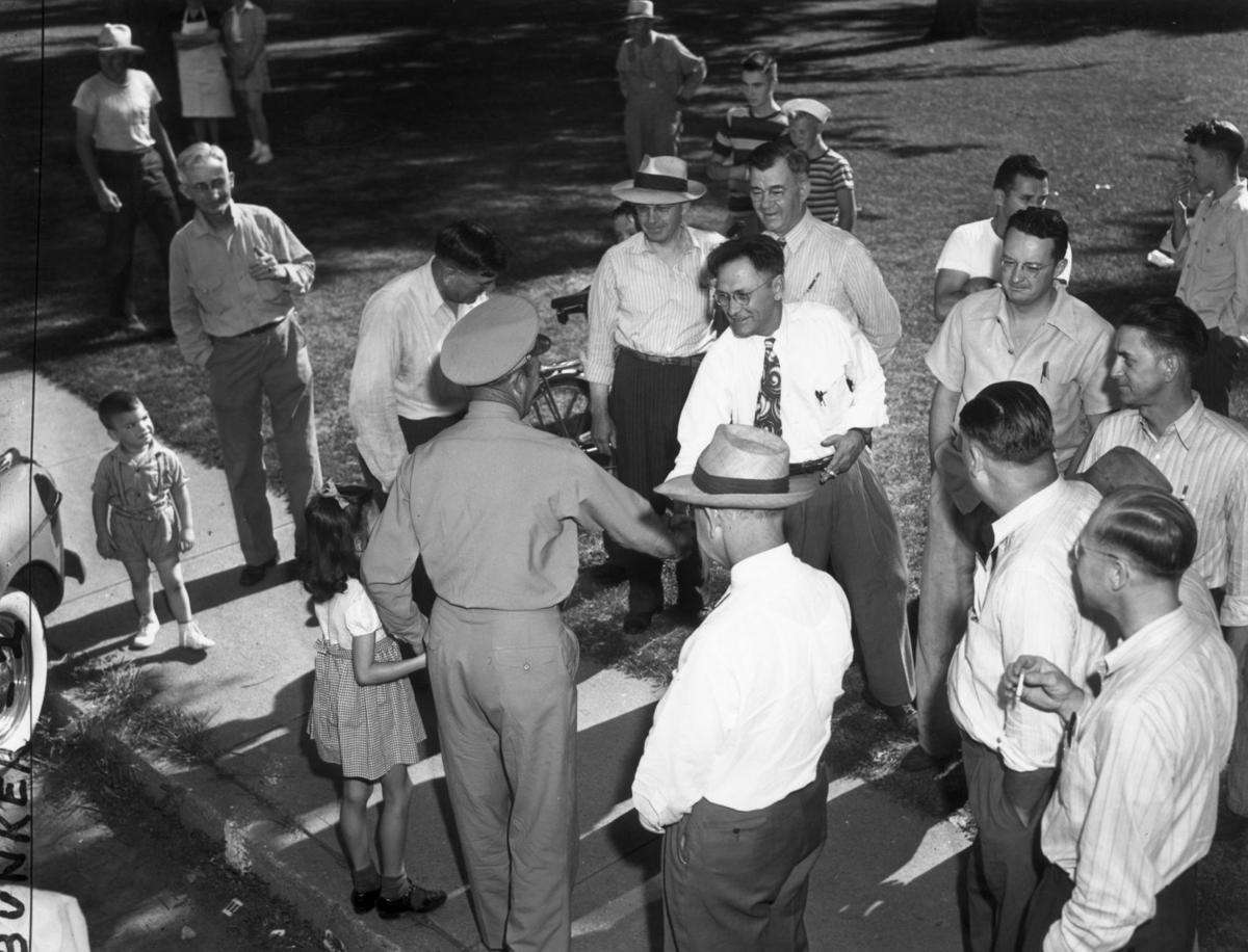 Photos: Lt. Col Robert Moore returns home to Villisca in 1943