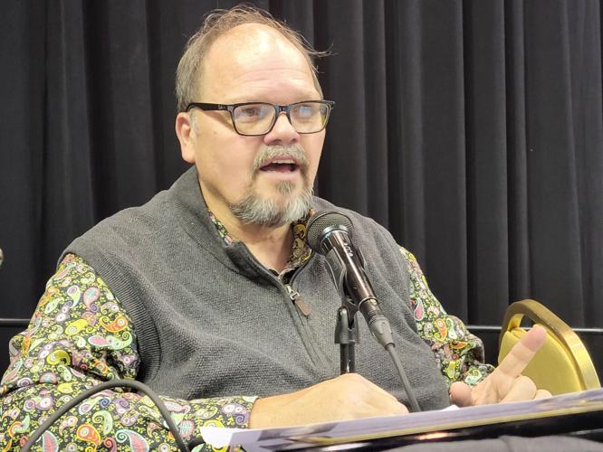 Peterson, a man of many voices, receives Service Award