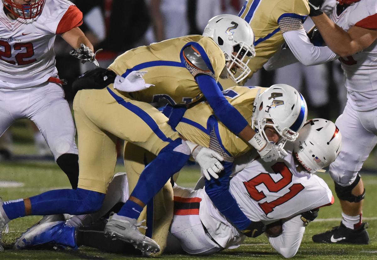 Noble vs Bishop Kelley Football | Gallery | normantranscript.com