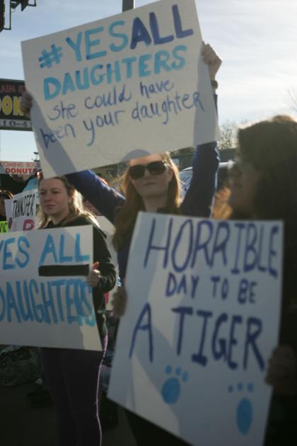 Anti-bullying protest draws strong support | News | normantranscript.com