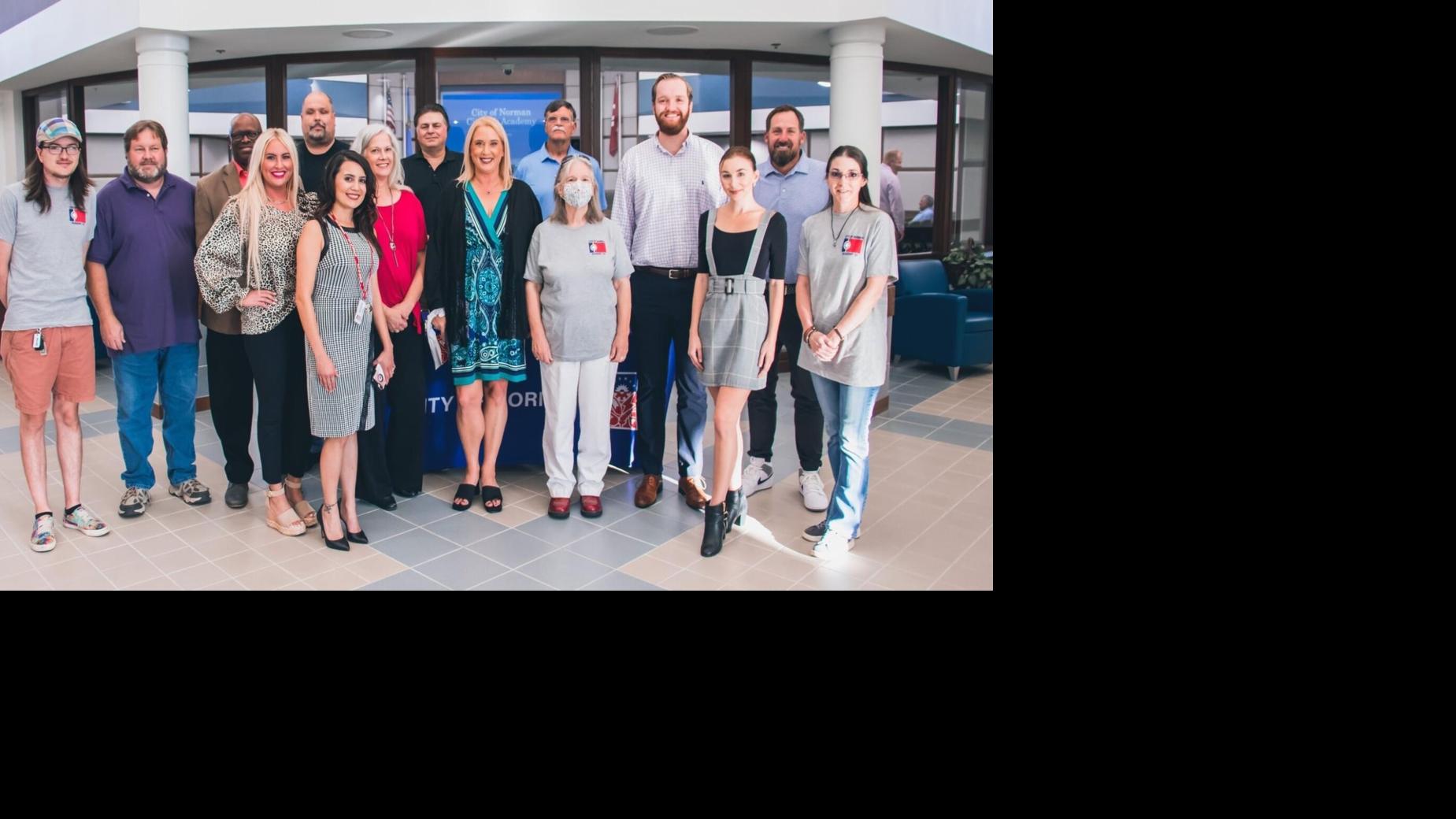 Former nanny sues Bob and Carol Stoops | Local News | normantranscript.com