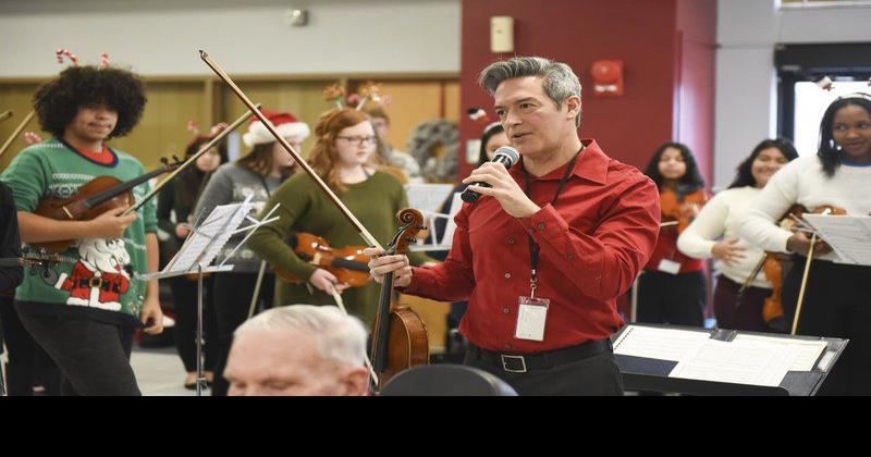 Norman Veterans Center residents celebrate Christmas with barbecue ...