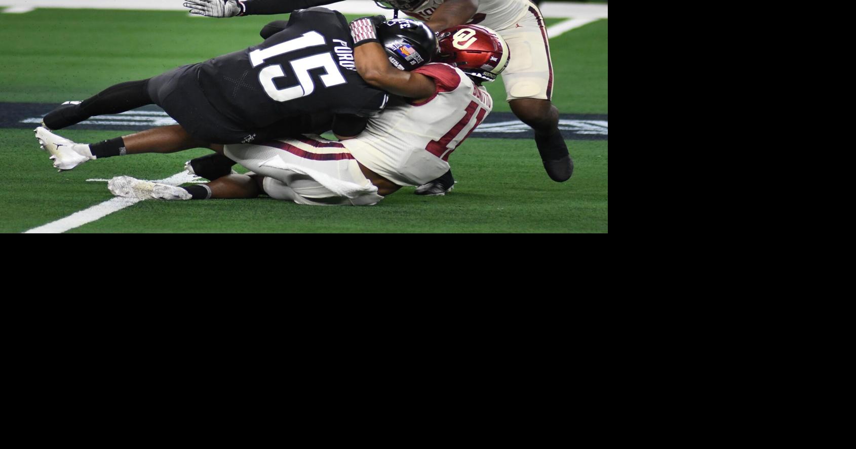 Nik Bonitto and DaShaun White | | normantranscript.com