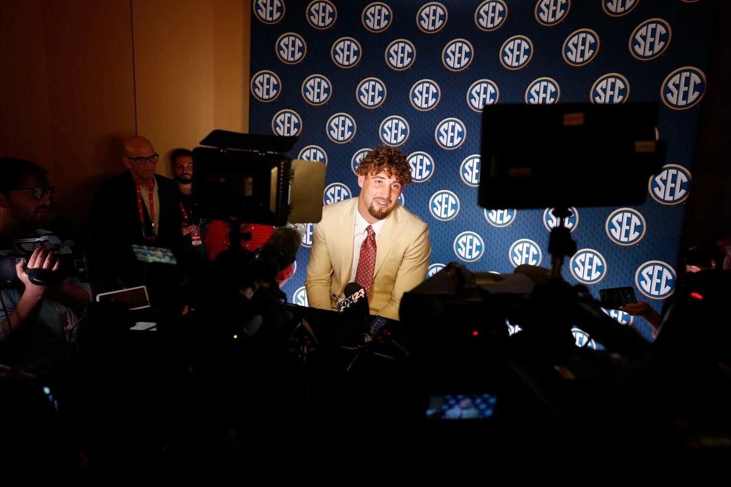 Danny Stutsman recognizes unique legacy he'll leave at Oklahoma ...