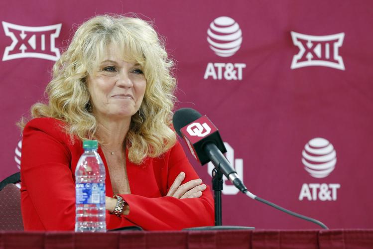 OU women's basketball: Longtime Sooners coach Sherri Coale announces ...