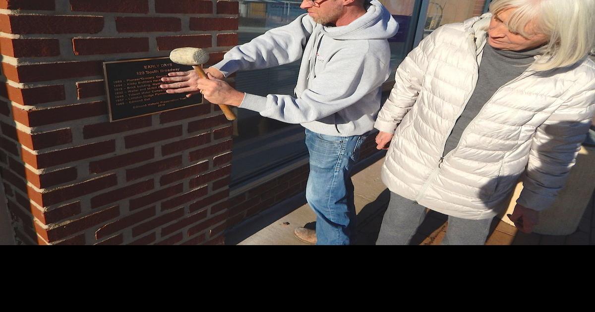 Historic plaque installed on The Edmond Sun building | Edmond ...