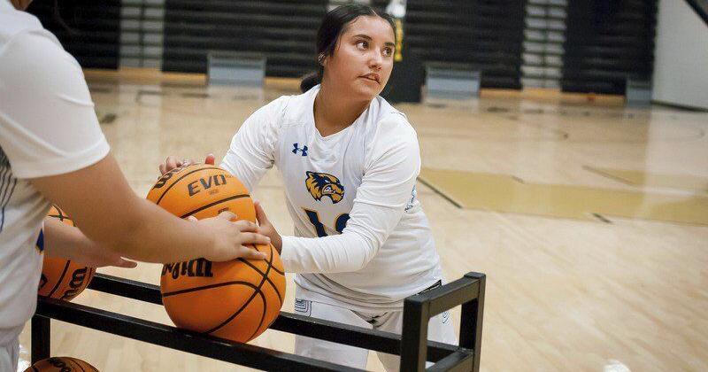 Fans treated to pair of thrilling 3-point contests | | normantranscript.com