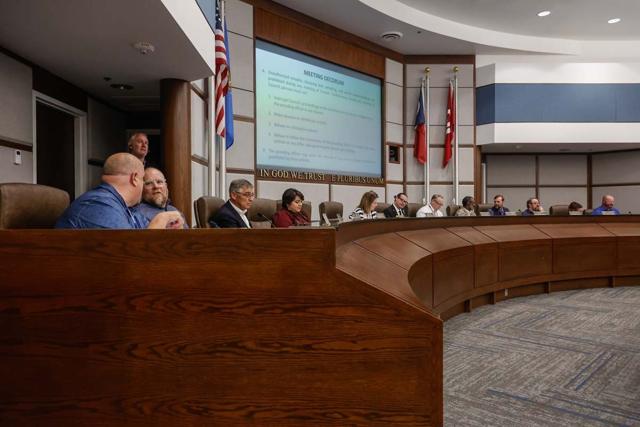 Council approves apartment building, TIF process ordinance | News ...