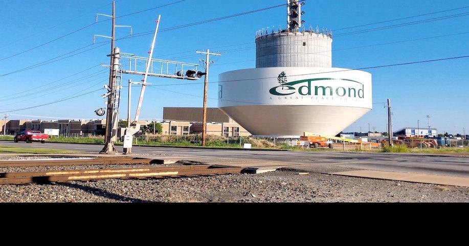 Danforth water tower bowl raising on Saturday | Edmond ...
