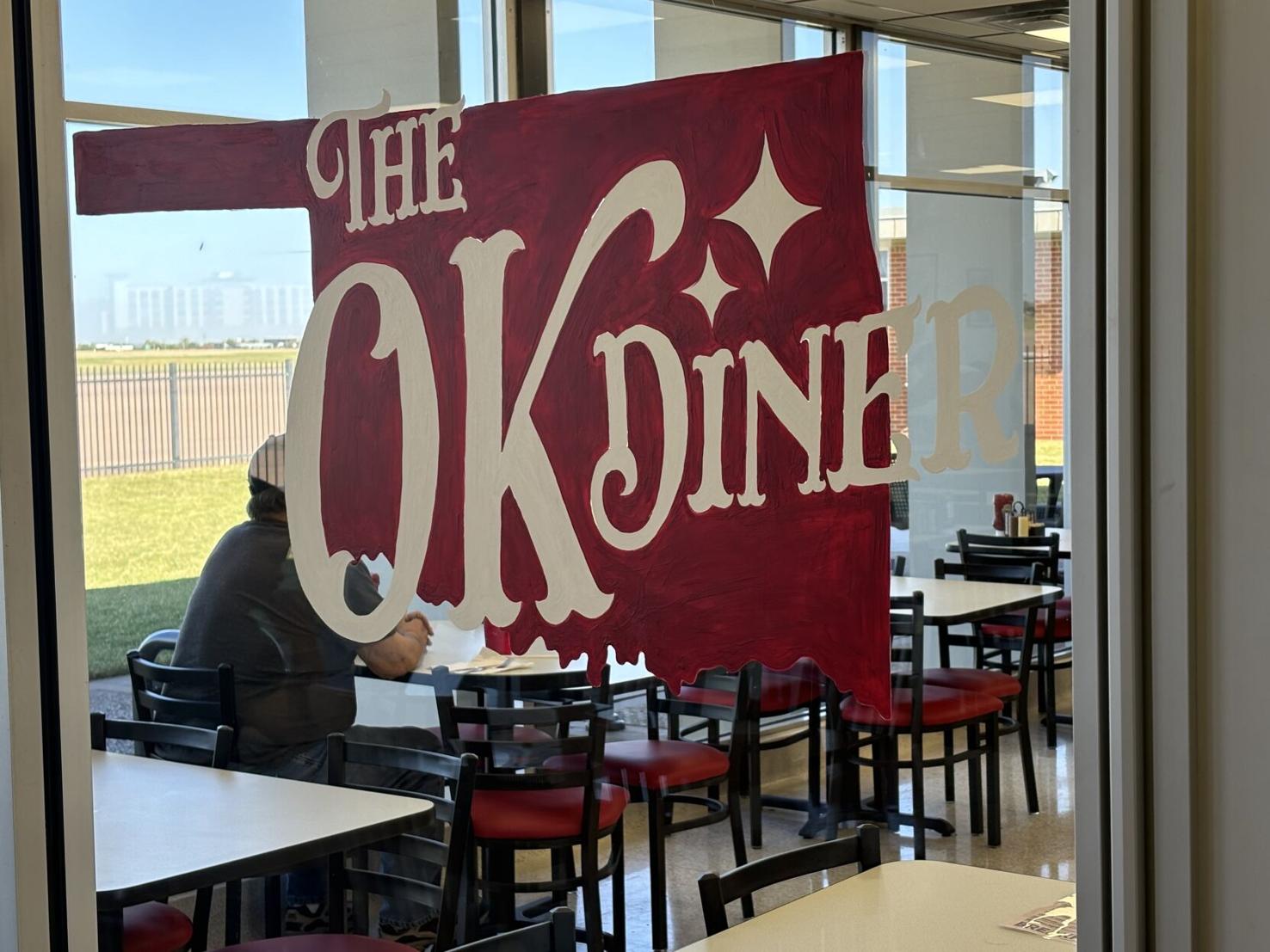 New diner opens in Max Westheimer Airport | News | normantranscript.com
