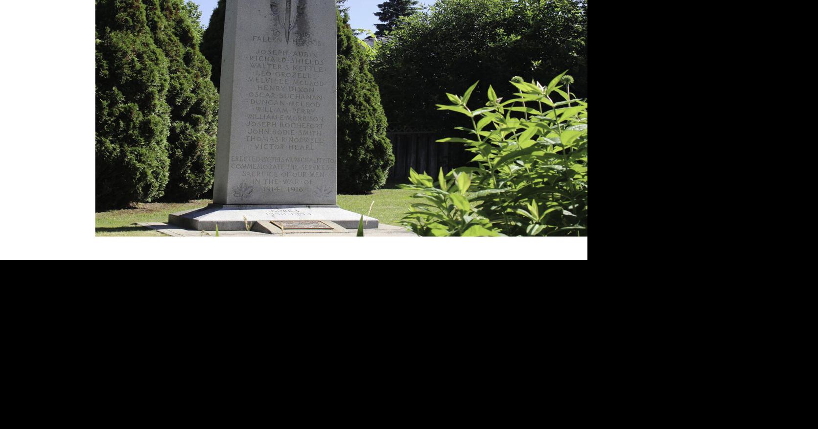 Callander, West Ferris legion branches receive funds for cenotaph ...