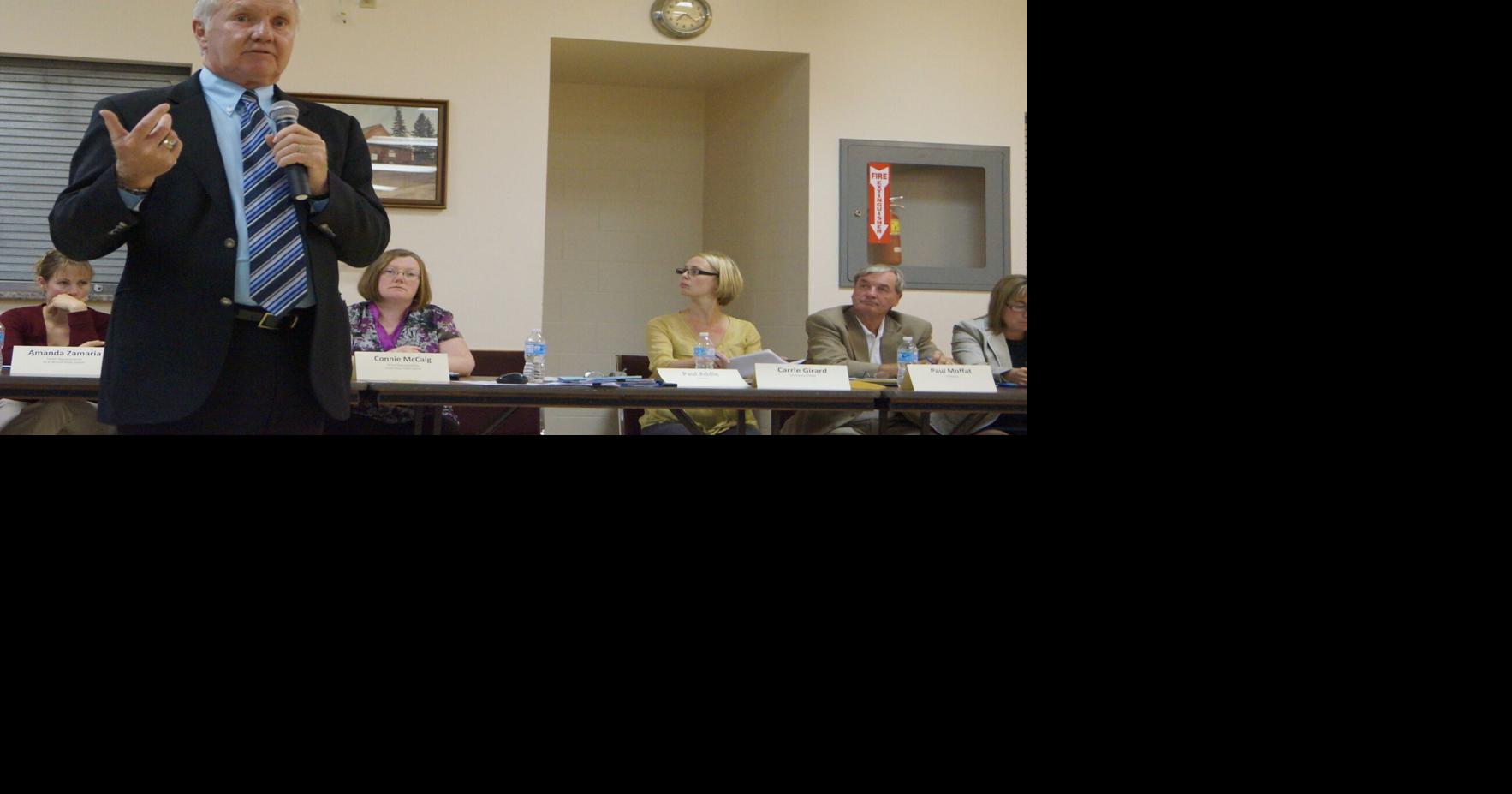 School closure facilitator Paul Addie apologizes for errant email