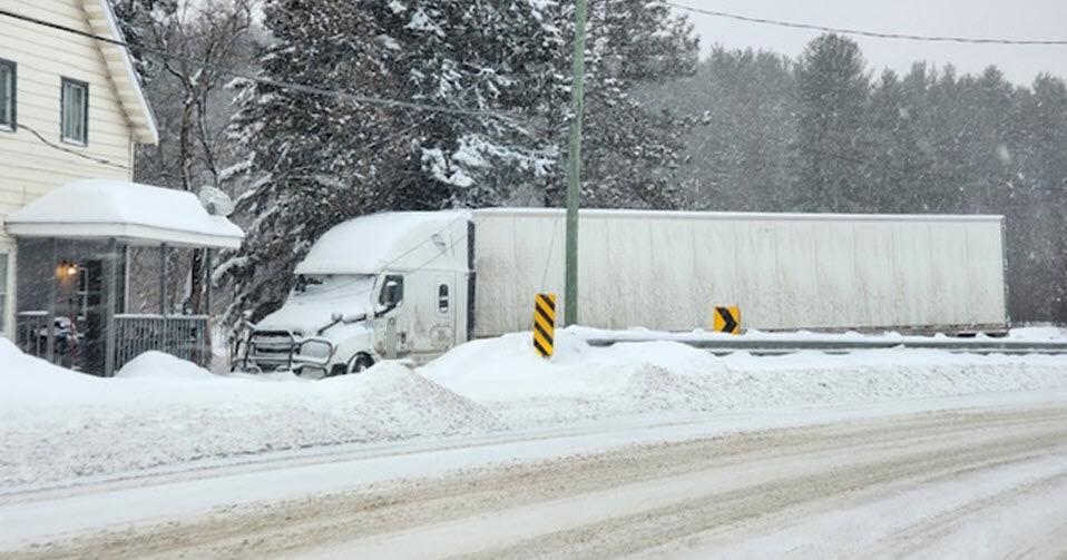 Tractor trailer loses control, stops next to residence in Mattawa