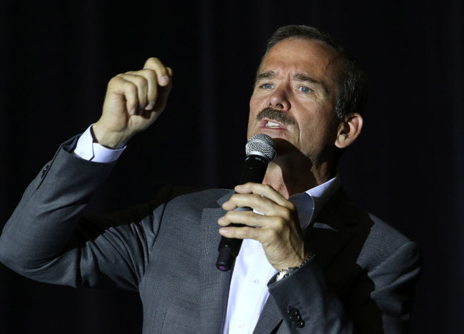 Astronaut Chris Hadfield officially opens Hastings Field House