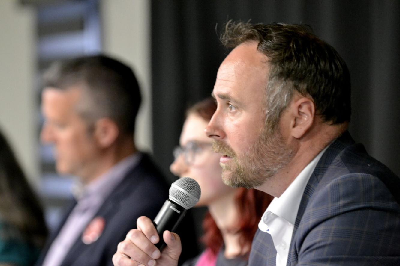 Federal candidates talk tariffs in Port Hope election event