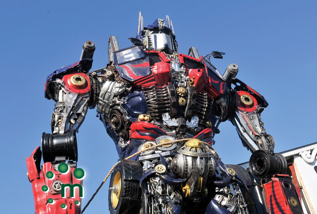 Giant robot invades Port Hope