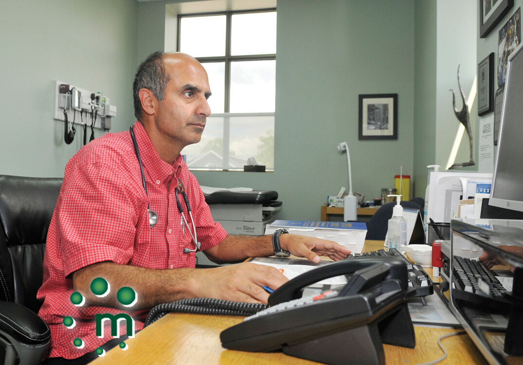 Cobourg family doctor Mark Essak lauded for mentorship role