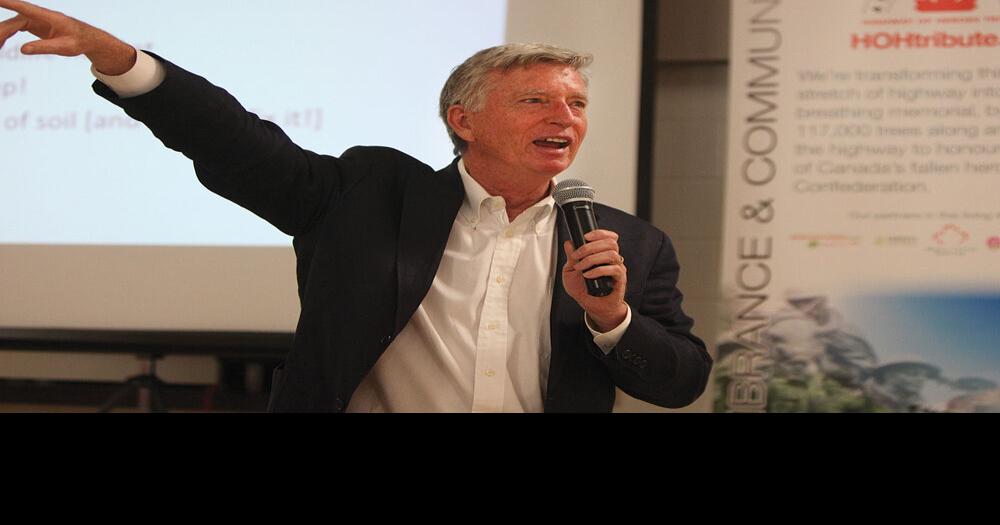 Garden guru Mark Cullen visits Probus Club of Northshore in Cobourg