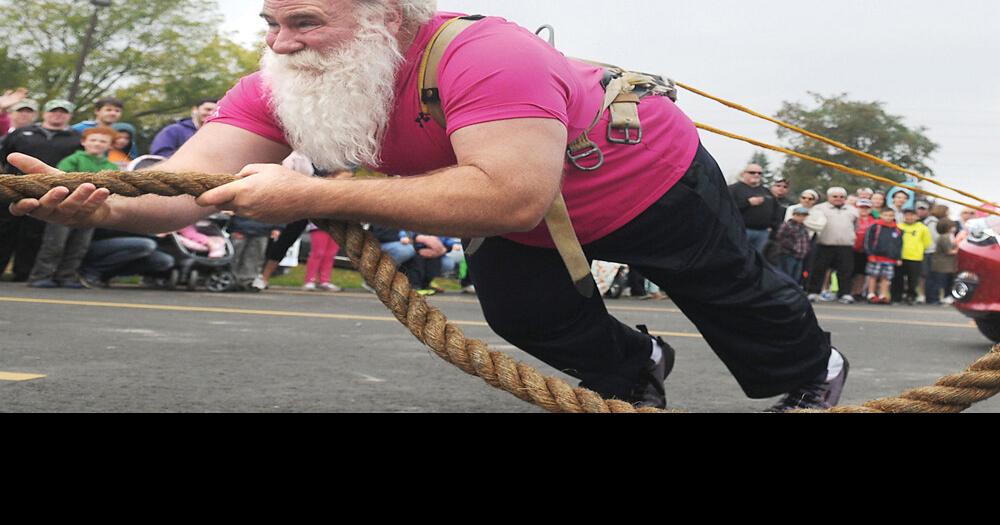 Cobourg strongman Rev. Kevin Fast sets another Guinness World Record
